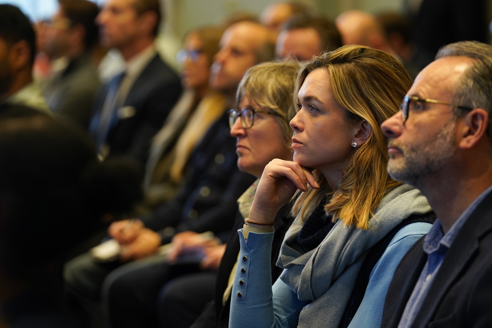 Seasearcher Global Maritime Vessel Tracking | Lloyd’s List Intelligence